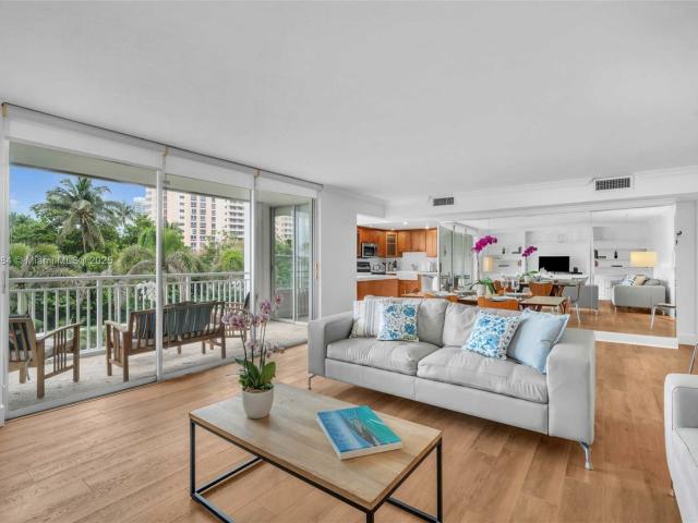 611 Ocean Dr Unit 3E, Key Biscayne, US, FL