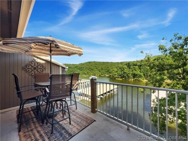 611 Lazy Days Rd Unit B12, Osage Beach, MO 65065