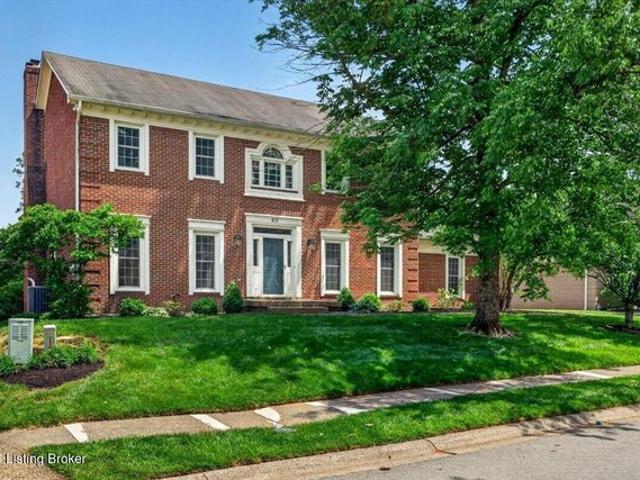 611 Lake Forest Pkwy, Louisville, KY 40245