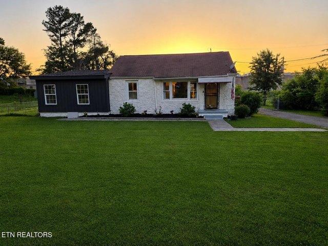 611 Leconte Ln, Knoxville, TN 37912