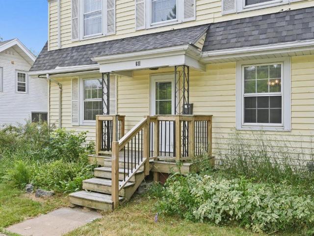 611 Lincoln Parkway