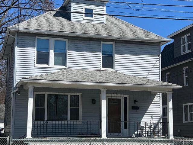 611 Moosic Street
