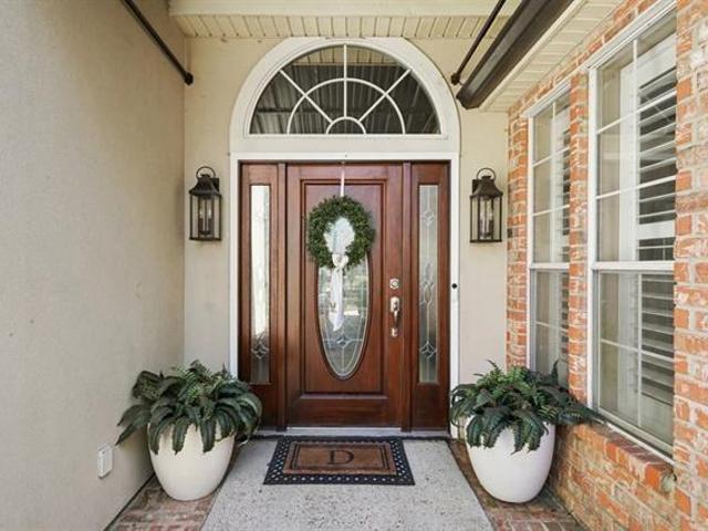 611 Magnolia Ridge Dr E, Mandeville, LA 70448 | MLS #2554 | Compass