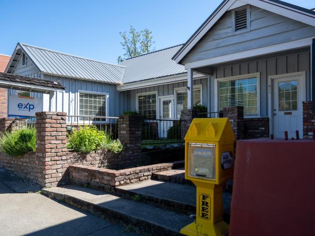 611 Main Street