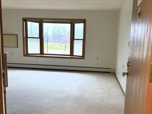 611 Main Street S # #201