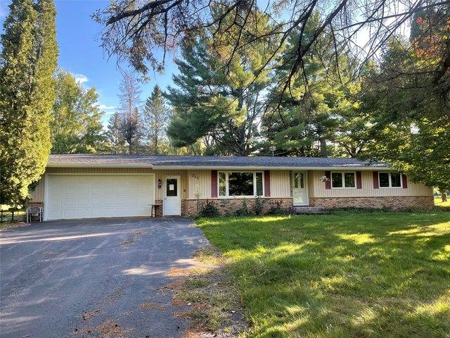 611 Maple Ave, Hawkins, WI 54530