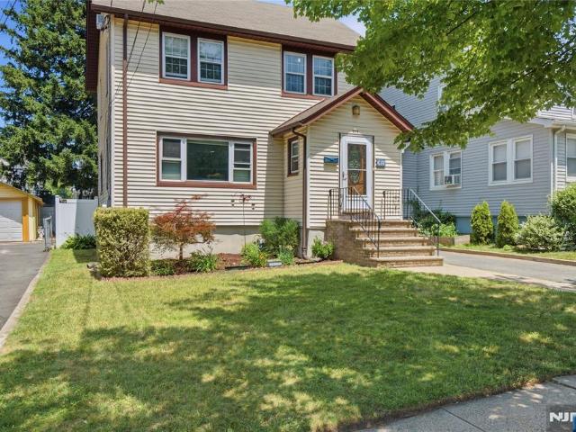 611 Maple Avenue