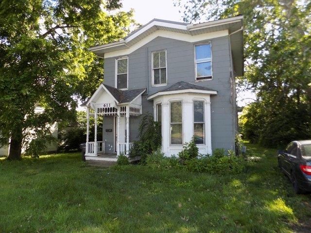 611 N Sandusky St, Mount Vernon, OH 43050