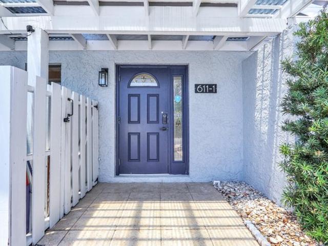 611 NE 12th Ter Apt 1, Boynton Beach, FL 33435