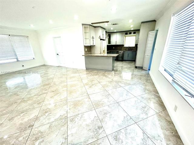 611 NE 171 St, North Miami Beach, FL 33162 | MLS #A12045