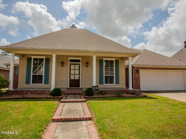 611 Southlake Cir, Youngsville, LA 70592 | MLS #RA2600002 | Compass