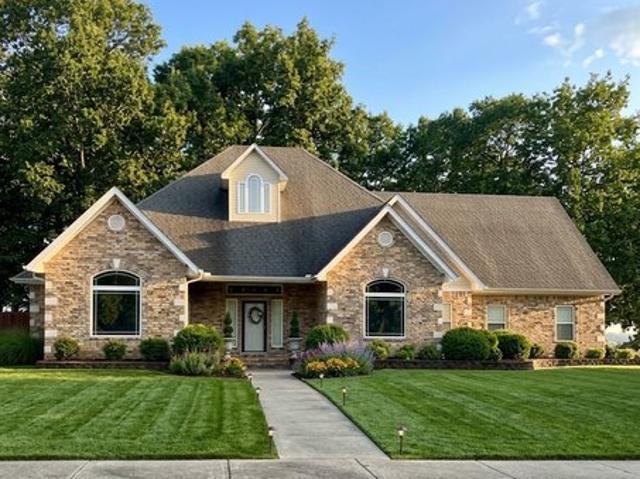 611 Shady Acres Ln, Prairie Grove, AR 72753