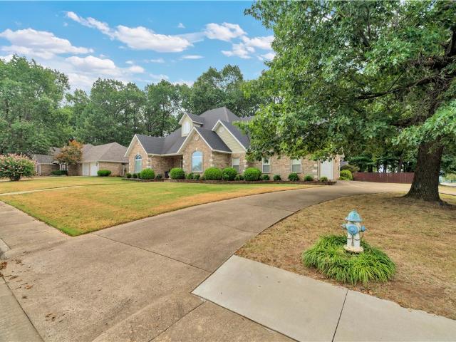611 Shady Acres Lane