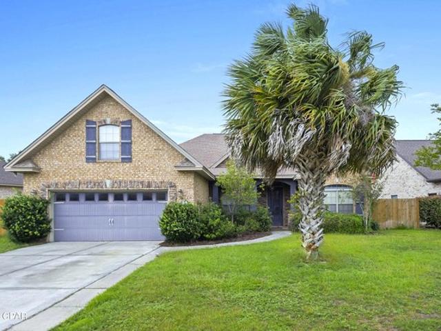 611 Shady Oaks Ln, Lynn Haven, FL 32444