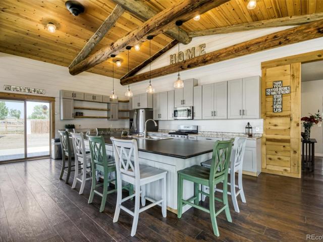 611 Pinyon Circle