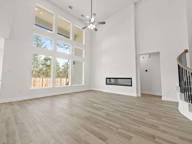 611 Roland Lane