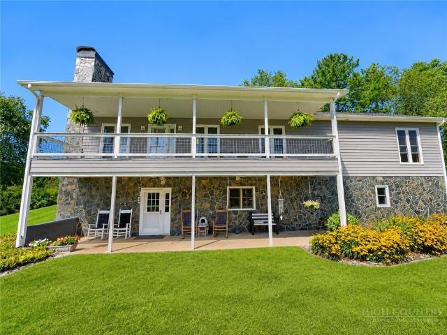 611 Rose Road