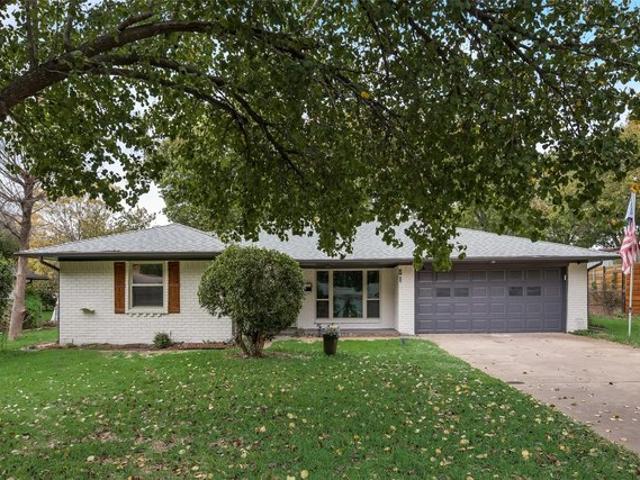 611 Ray Andra Dr, Desoto, TX 75115