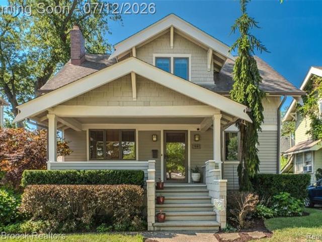 611 W 4th St, Royal Oak, MI 48067
