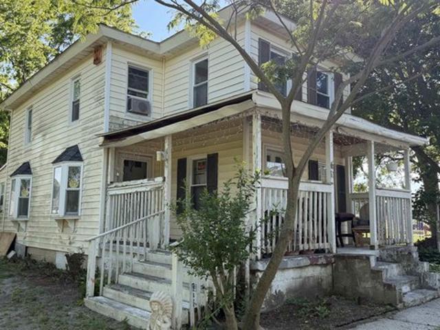 611 W Park Ave, Pleasantville, NJ 08232