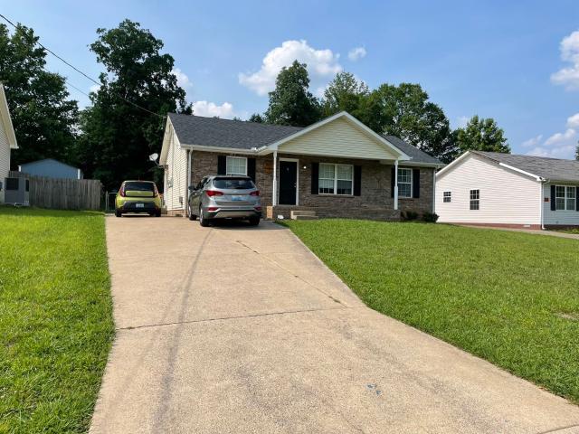 611 Woodhaven Dr
