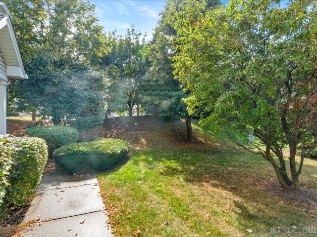 611 Waterview Court # 611