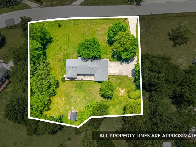 611 West Creek Dr