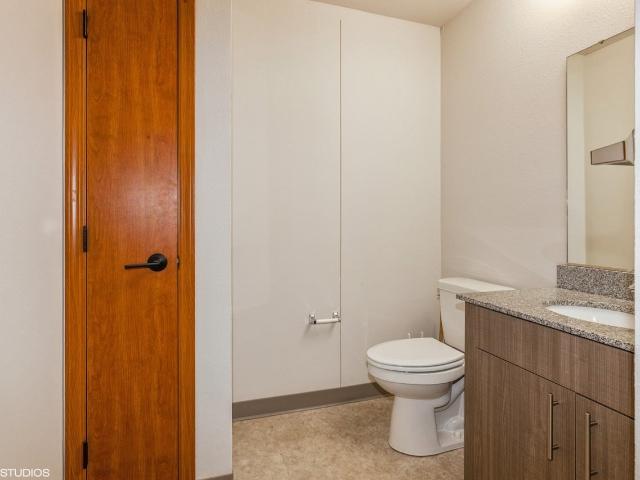 611 West National Avenue 2 Bedroom Apartment for Rent at 611 W National Ave, Milwaukee, WI 53204 Walker's Point