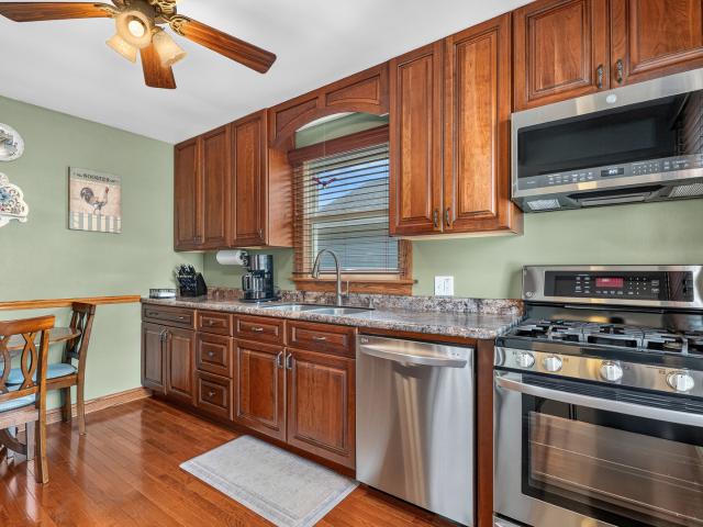 611 Table Street