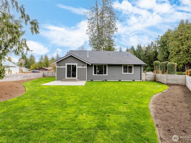 611 Upland Dr, Mount Vernon, WA 98273 | MLS #2501