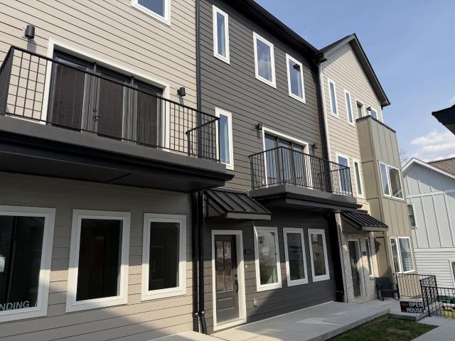 6124 Robertson Ave # 8