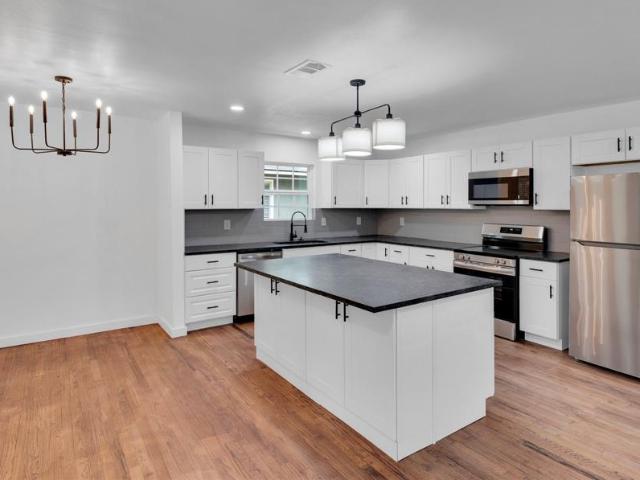 6124 Sundown Drive