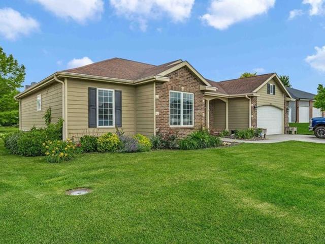 6125 Brookes Way, Manhattan, KS 66502