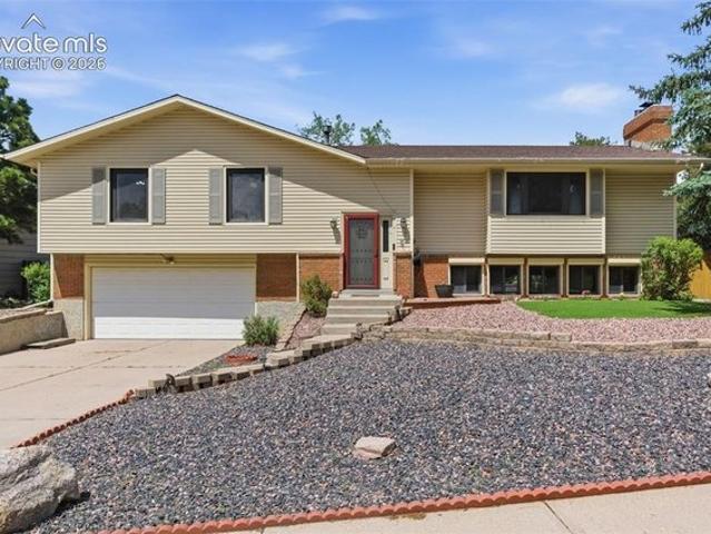 6125 Castlewood Ln, Colorado Springs, CO 80918