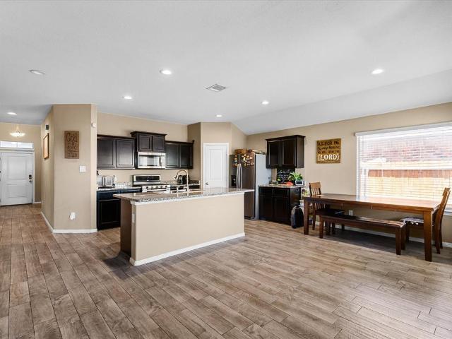 6125 General Store Way