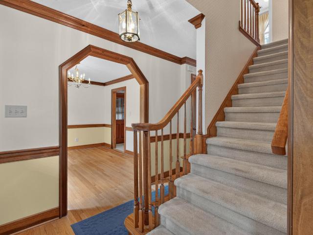 6125 Iris Drive