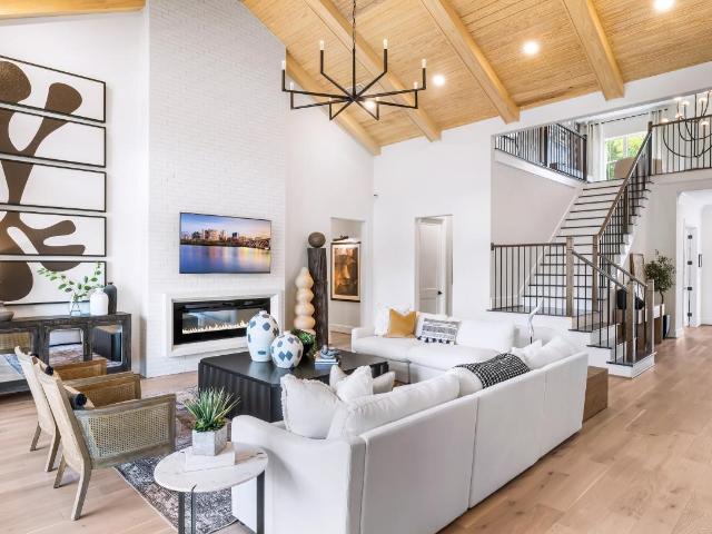 6126 River Ash Lane