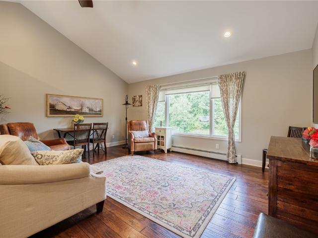 6126 Rossier Rd, Canandaigua Town, NY 14424 | MLS #R1696