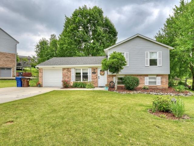 6126 Tosha Dr, Burlington, KY 41005