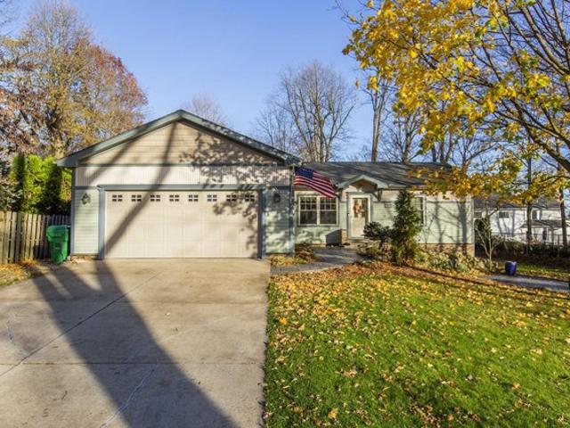 61271 Lenawee Rd, Cassopolis, MI 49031