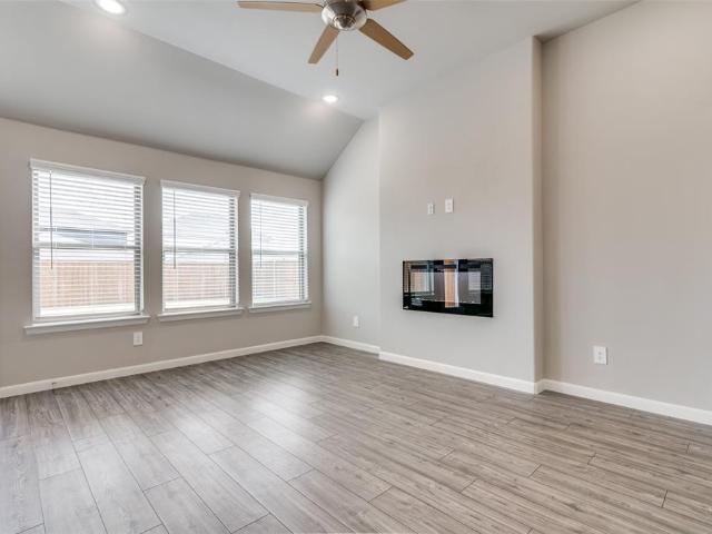 6127 Tawakoni Lane