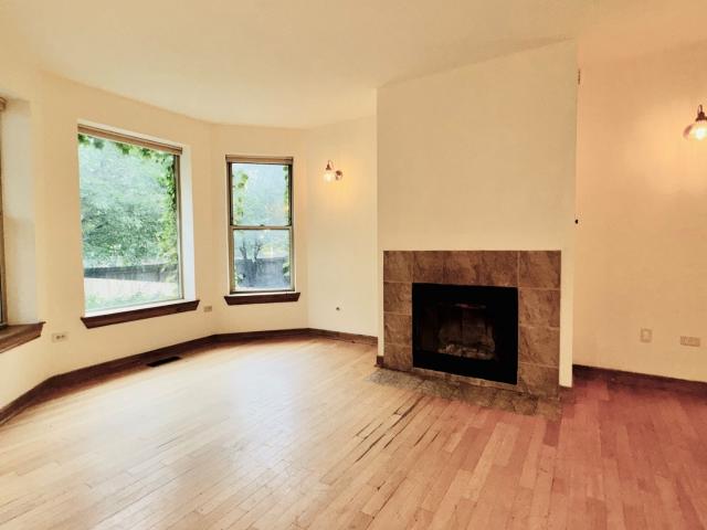 6128 S Kenwood Ave, Chicago, IL 60637 | MLS #12607 | Compass