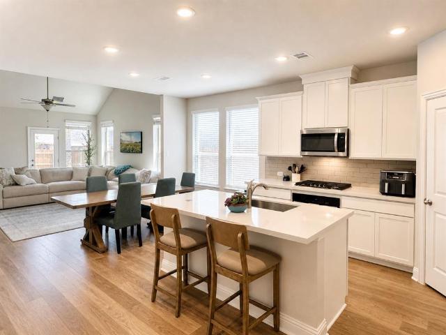 6128 Vester Trail