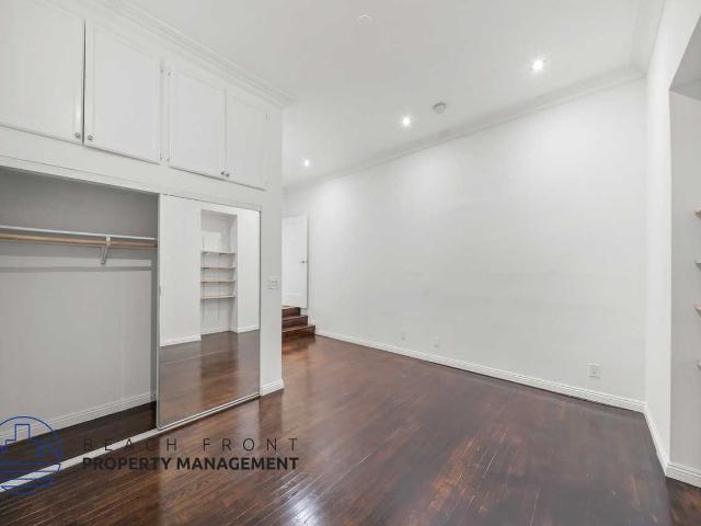6128 6134 Wilshire Blvd 6111 7 Warner Dr. 3 Bedroom Apartment for Rent at 6128 Wilshire Blvd, Los Angeles, CA 90048 Mid City West