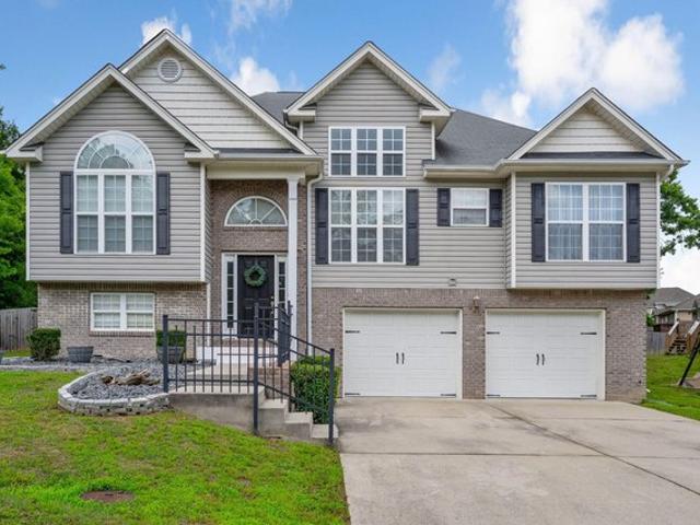 6129 Oilskin Dr, Ooltewah, TN 37363