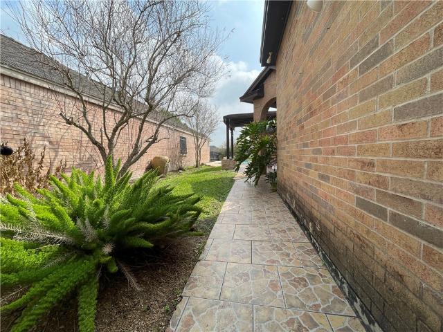 6129 Garden Court