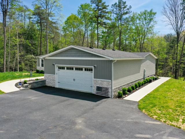 6129 Somerset Road