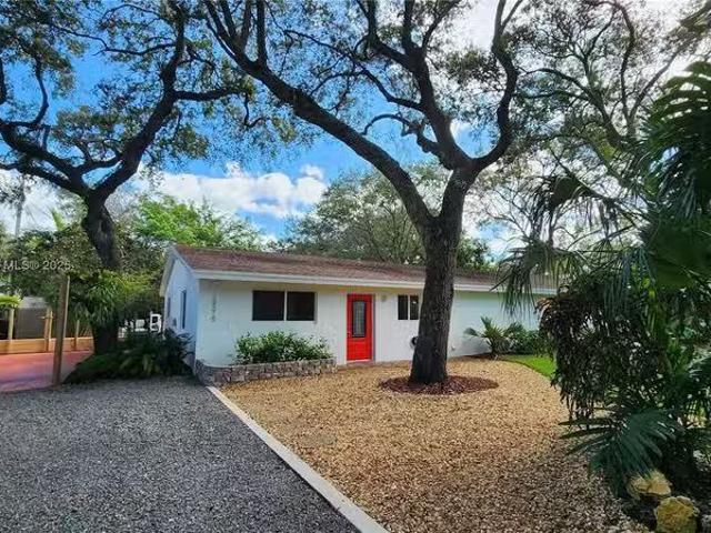 61202819 16575 Old Cutler Rd #16575