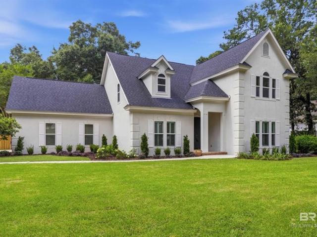 6120 Oakwood Ln, Fairhope, AL 36532