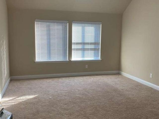 6120 Eldridge Lane